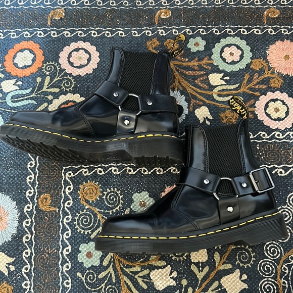 Dr. Martens | Shoes | Dr Martens Wincox Chelsea Boot | Poshmark